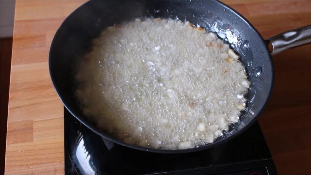HOW TO MAKE THE BEST NIGERIAN CHIN CHIN – African Pot